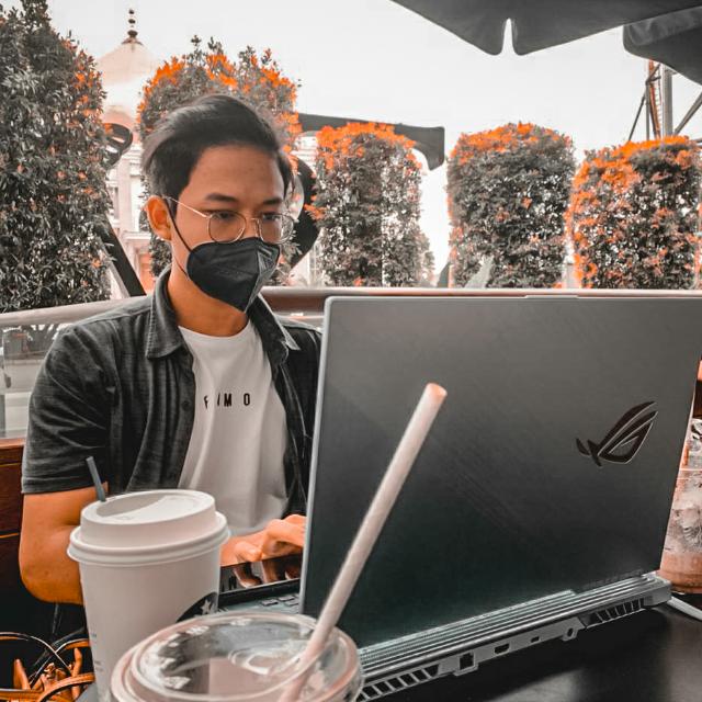 PERSONAL PORTOFOLIO REZA M Z